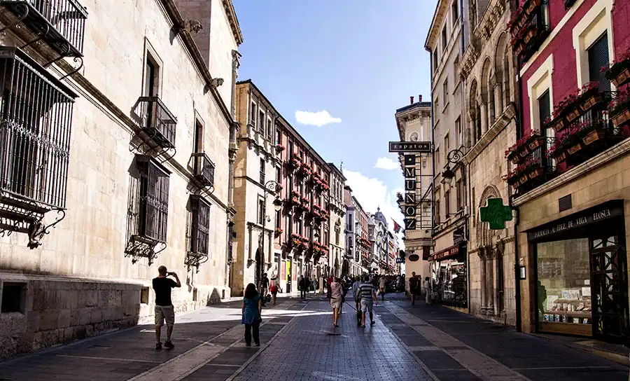 Qué ver en León ciudad en 2026: guía con 15 lugares + mapa interactivo